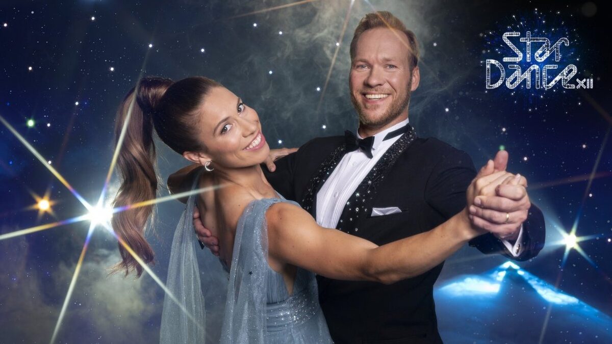 StarDance (Déčko.cz) — Eva Adamczyková a Jakub Mazůch – Videa – Déčko ...