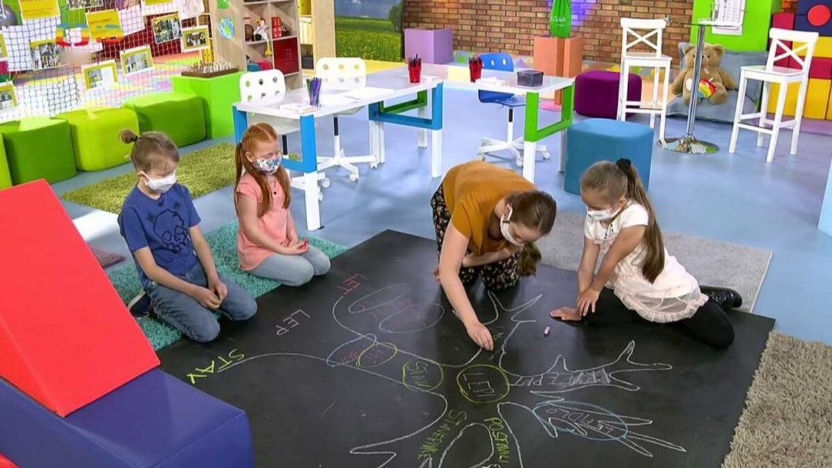 UčíTelka — Český jazyk pro 2. ročník – Videa – Déčko – Česká televize