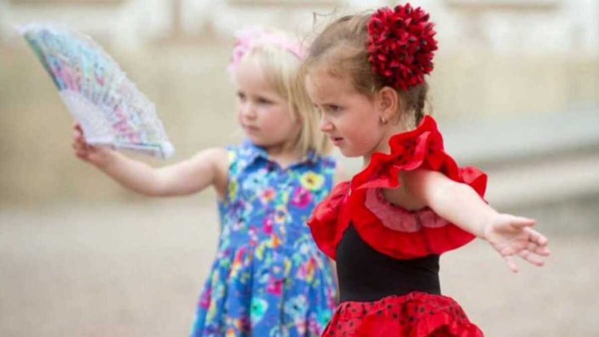 Tamtam — aplikace: Just Dance Now – Videa – Déčko – Česká televize